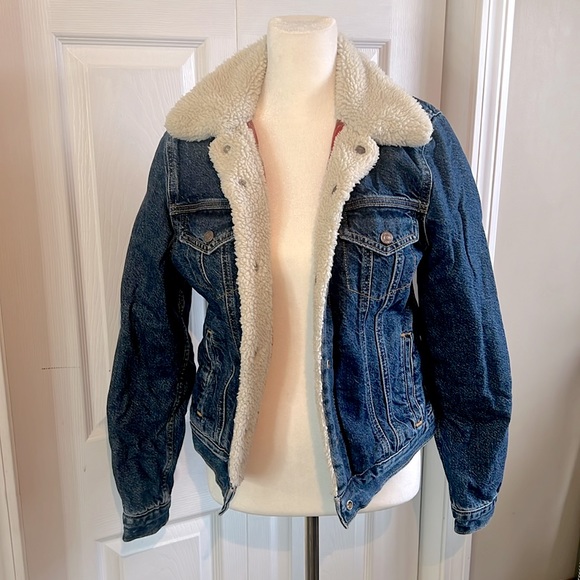 Levi's | Jackets & Coats | Levis S Reversible Sherpa Flannel Denim ...